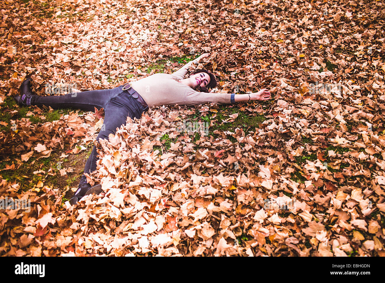 Open legs woman hi-res stock photography and images - Alamy