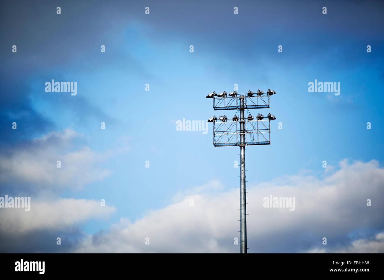 Stadium floodlight hi-res stock photography and images - Alamy