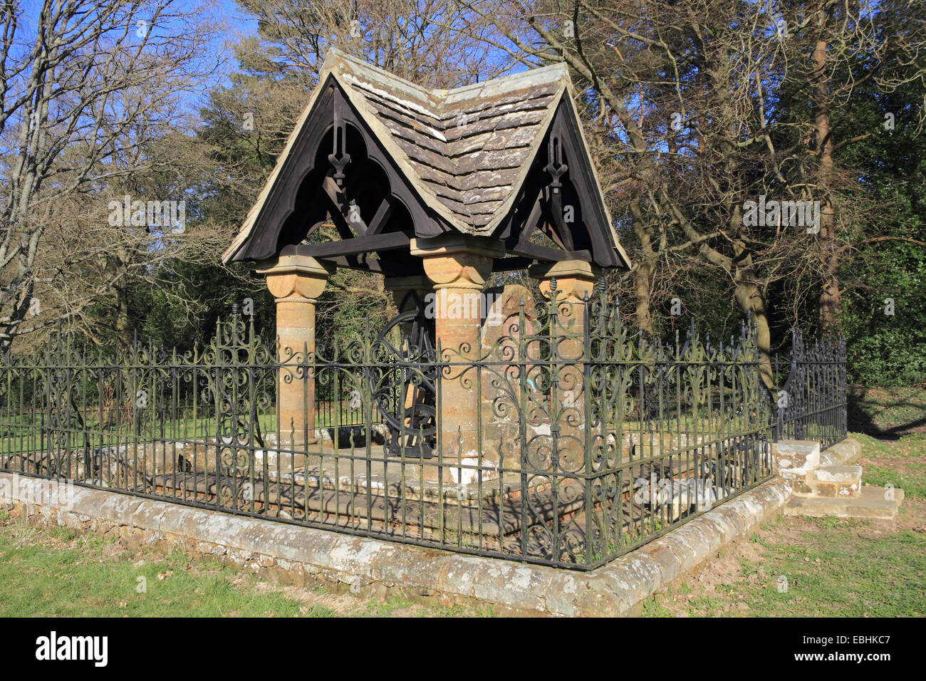 The old water pump at Abinger Common in the picturesque Surrey Hills ...