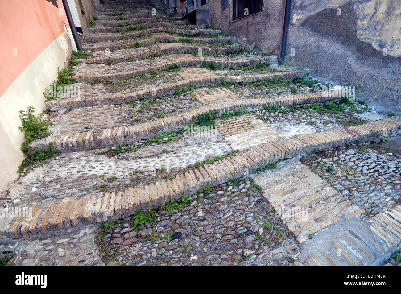 Mediaeval stairs hi-res stock photography and images - Alamy