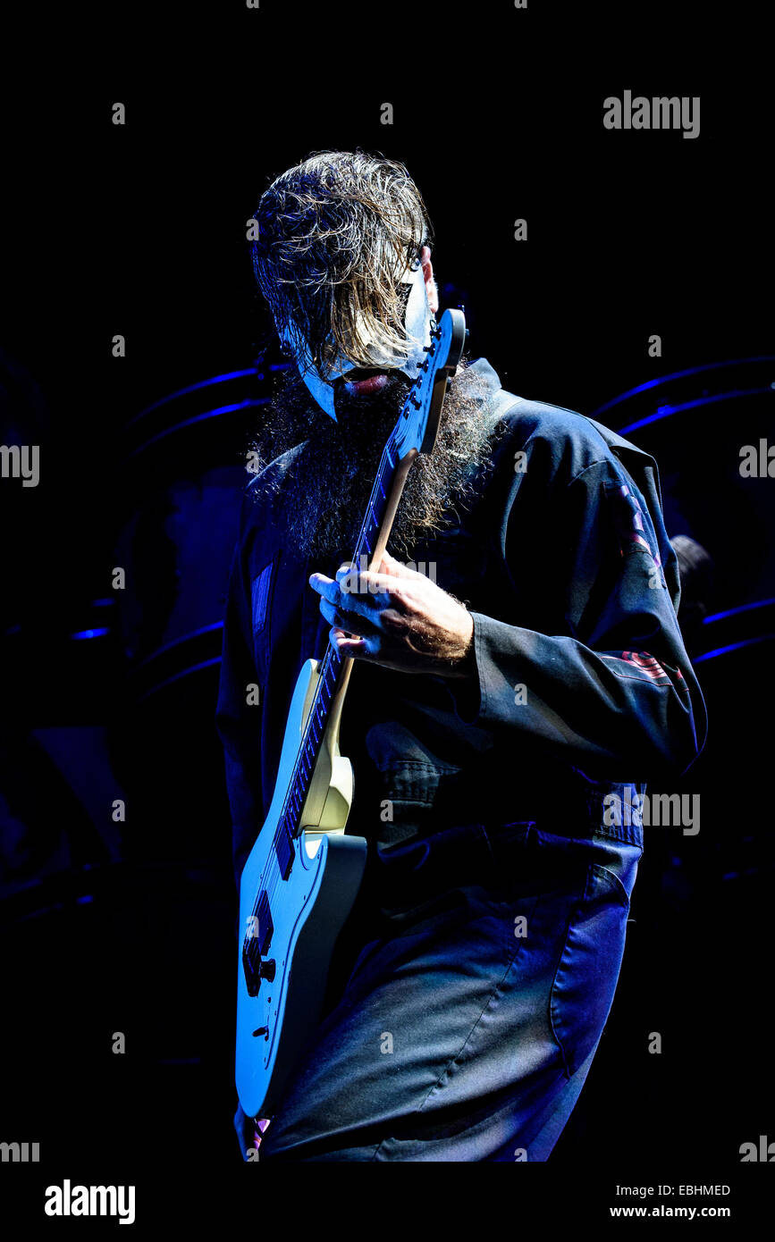 Craig jones slipknot hi-res stock photography and images - Alamy