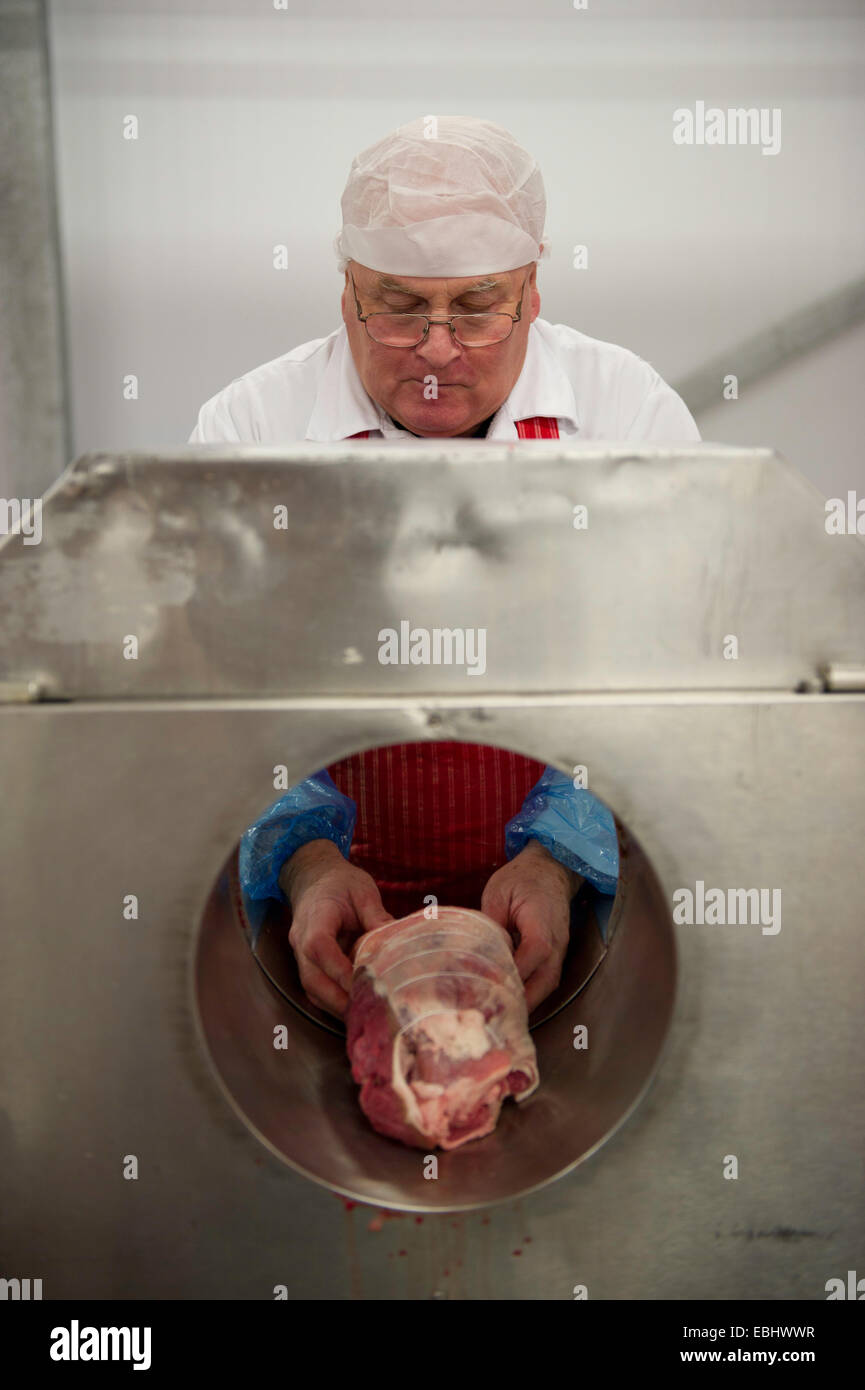 Meat processing uk hi-res stock photography and images - Alamy
