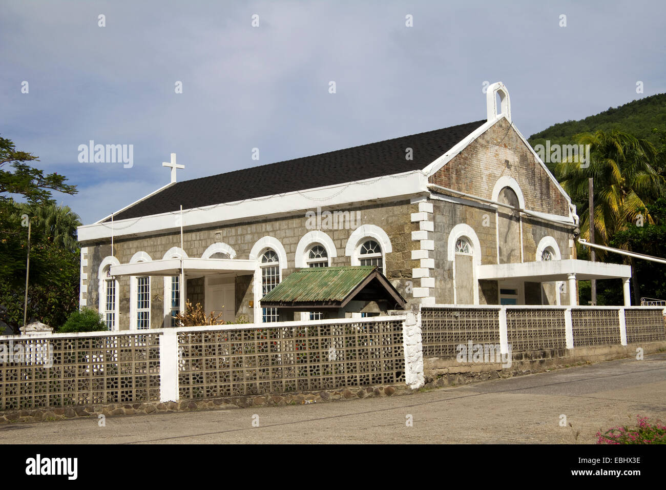 Simple christian church chapel hi-res stock photography and images - Alamy