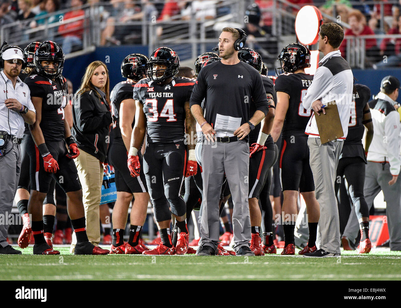 Kliff kingsbury hi-res stock photography and images - Alamy