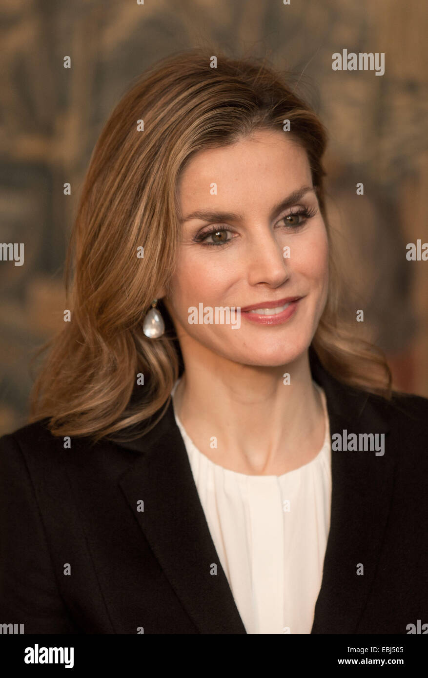 Berlin, Germany. 01st Dec, 2014. Spanish Queen Letizia hosts a ...