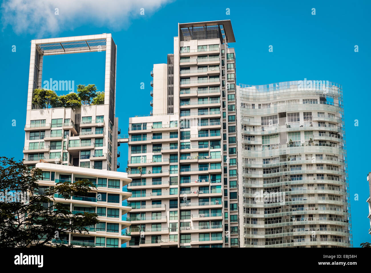 Commercial Buildings Stock Photos & Commercial Buildings Stock Images ...