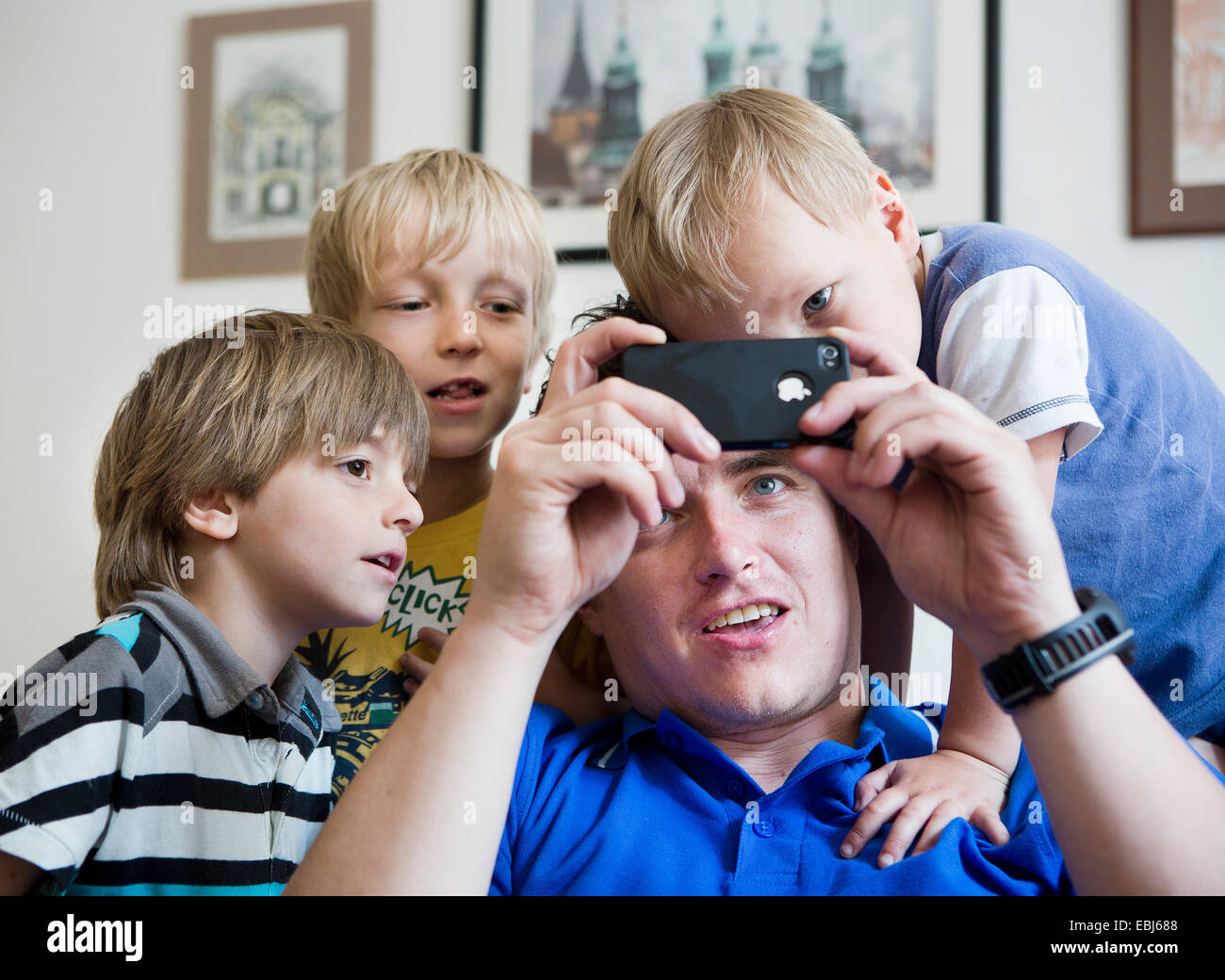 father, uncle, husband, man, child, boy, fun, game, computer game ...