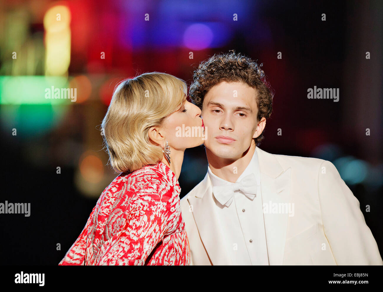 Czech top model Karolina Kurkova presents creations inspired by fashion ...