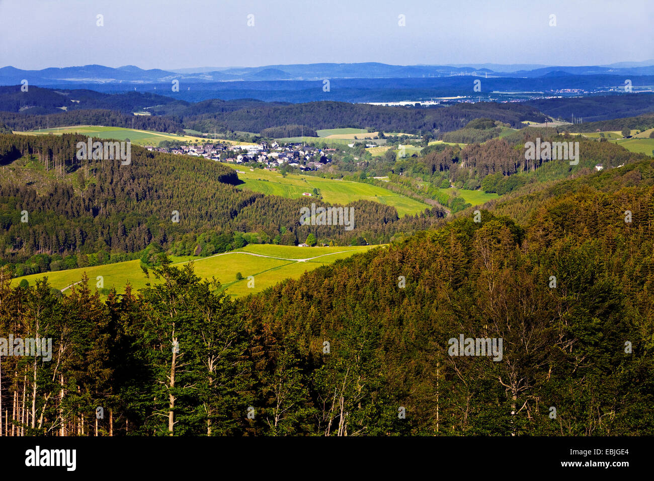 Panoramic scenes hi-res stock photography and images - Alamy