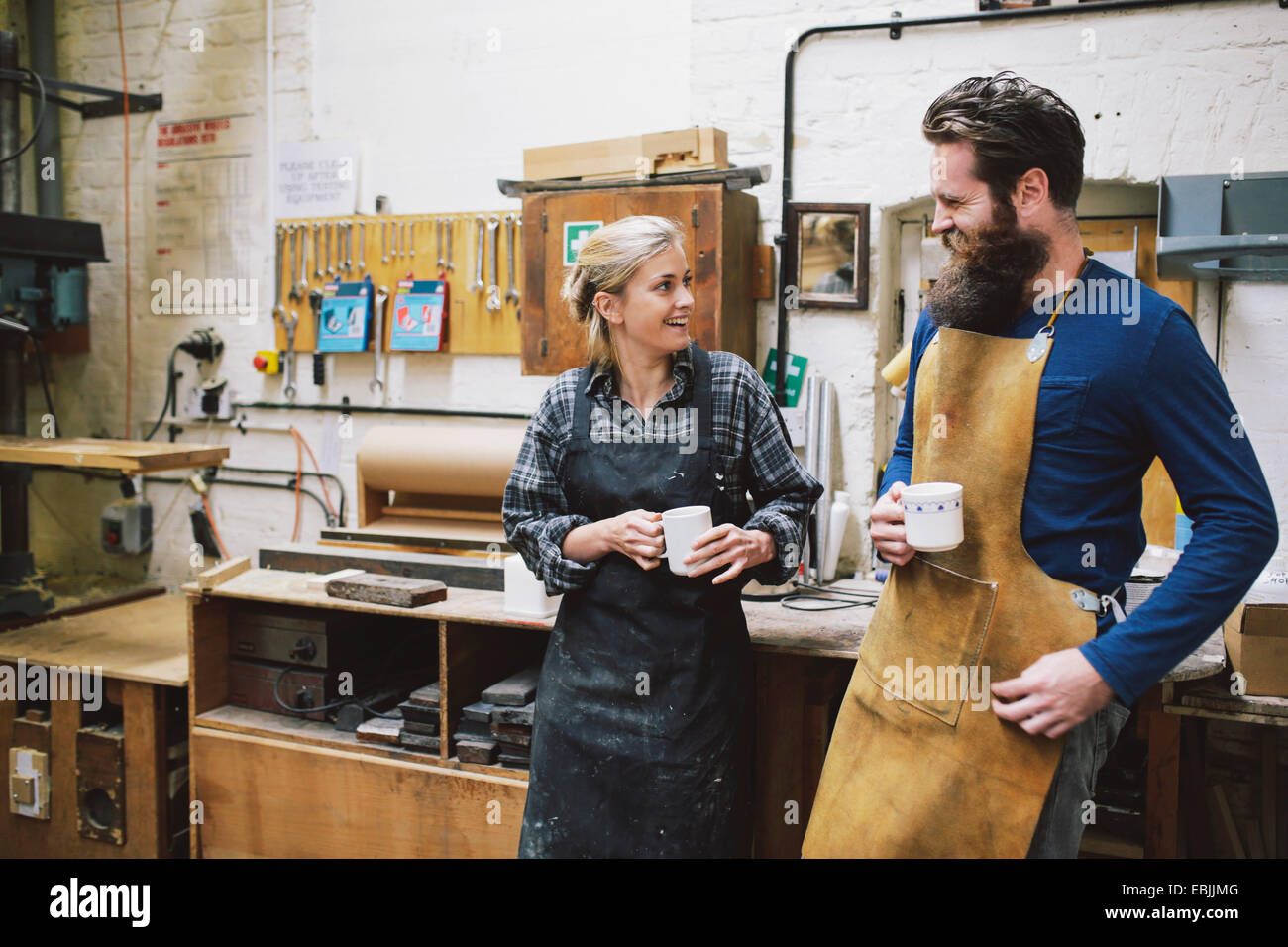 Craftsman hi-res stock photography and images - Alamy