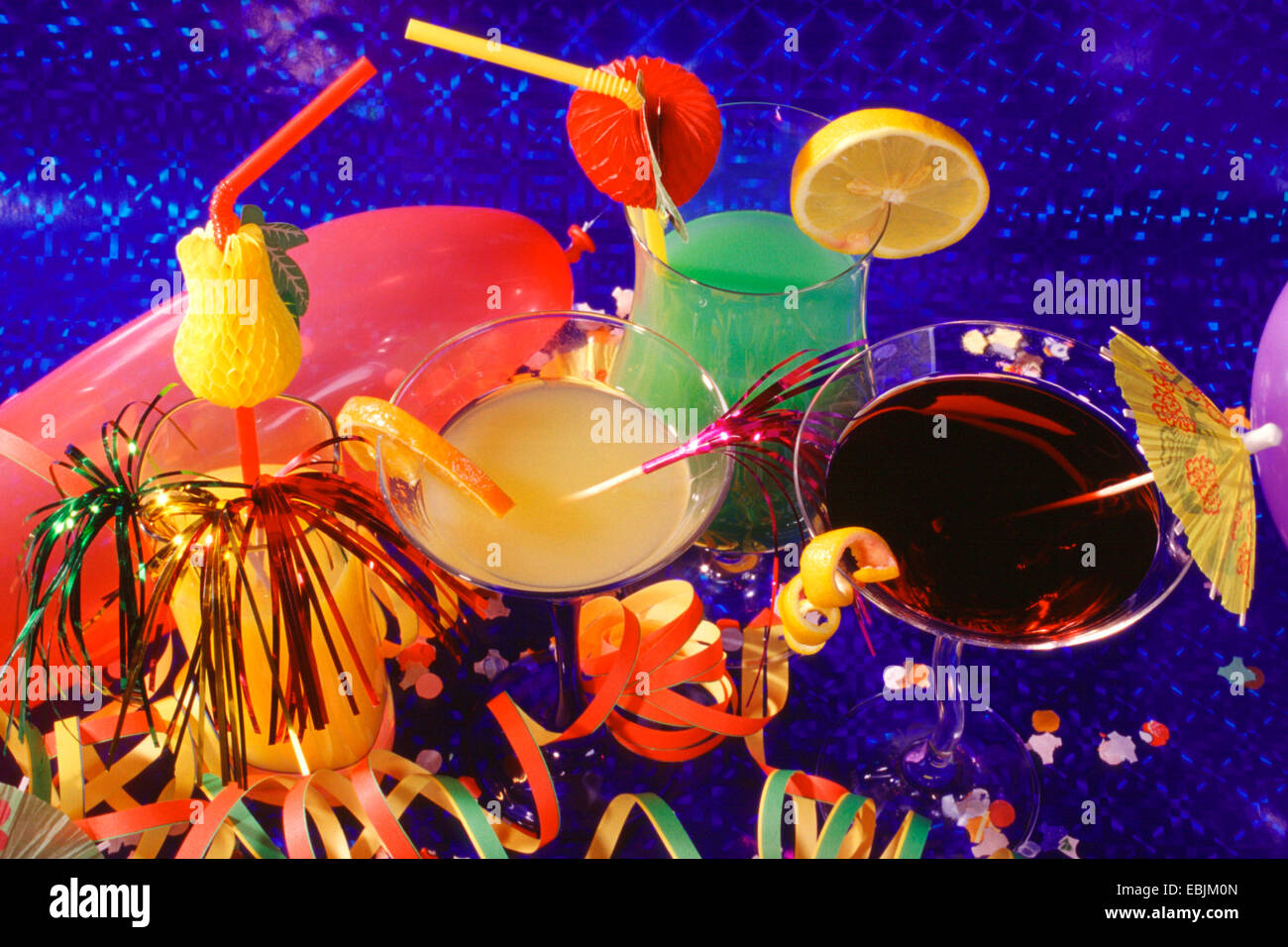 Custom cocktails hi-res stock photography and images - Alamy