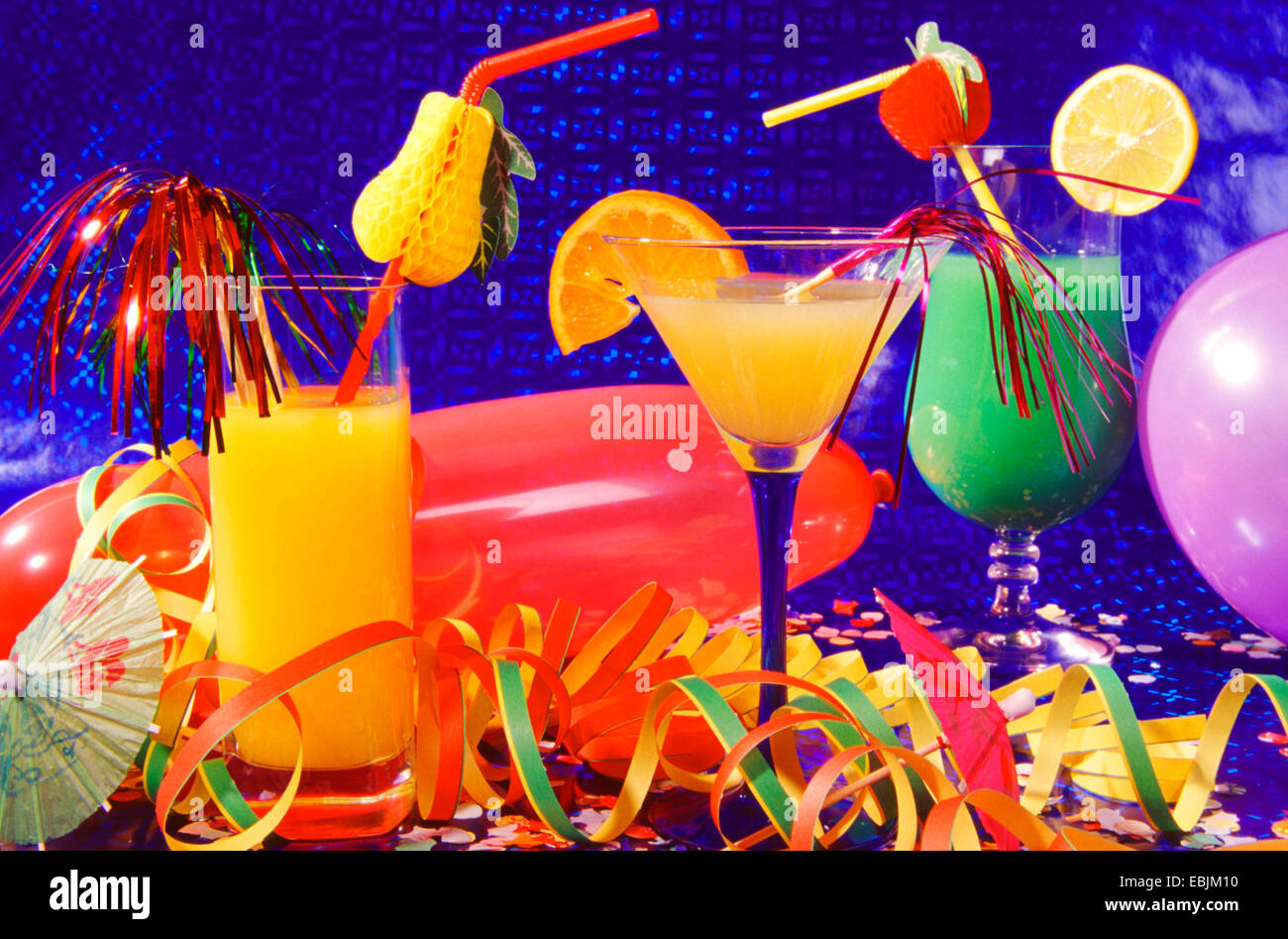 Custom cocktails hi-res stock photography and images - Alamy