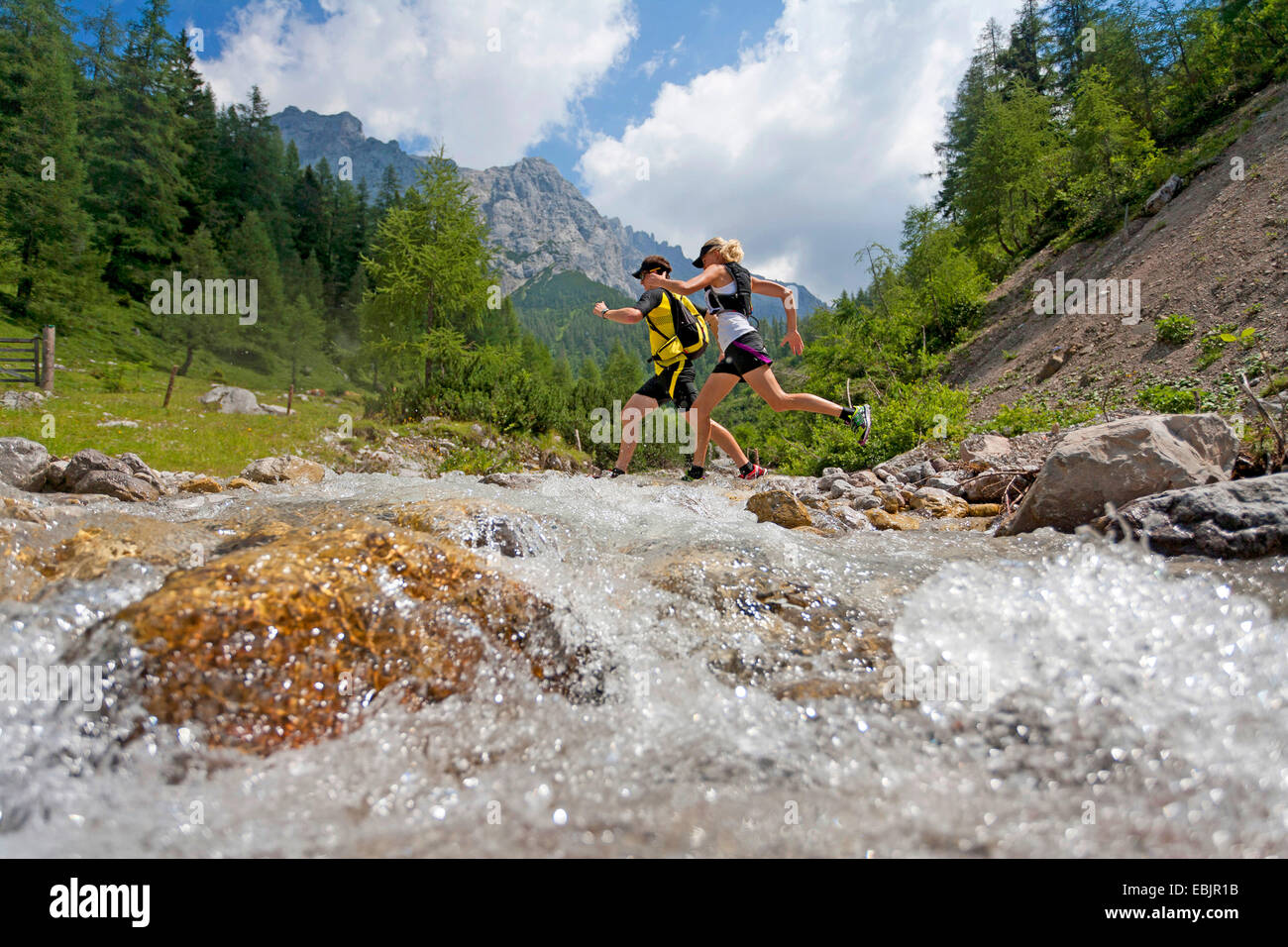 Trails paths crossing hi-res stock photography and images - Alamy