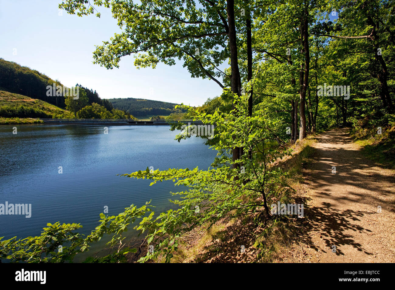 Retaining wall path hi-res stock photography and images - Alamy