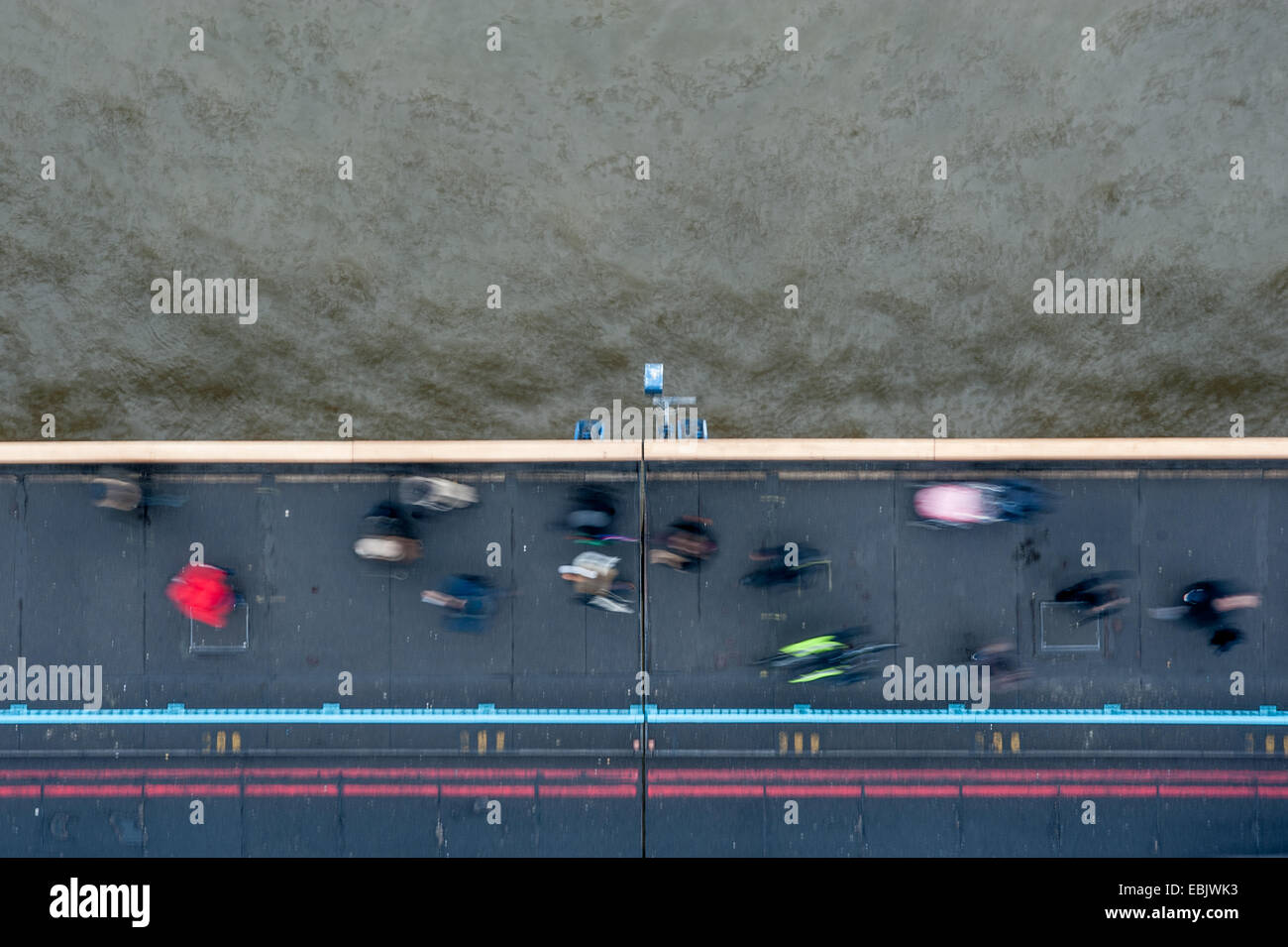 Tower bridge glass floor hi-res stock photography and images - Alamy