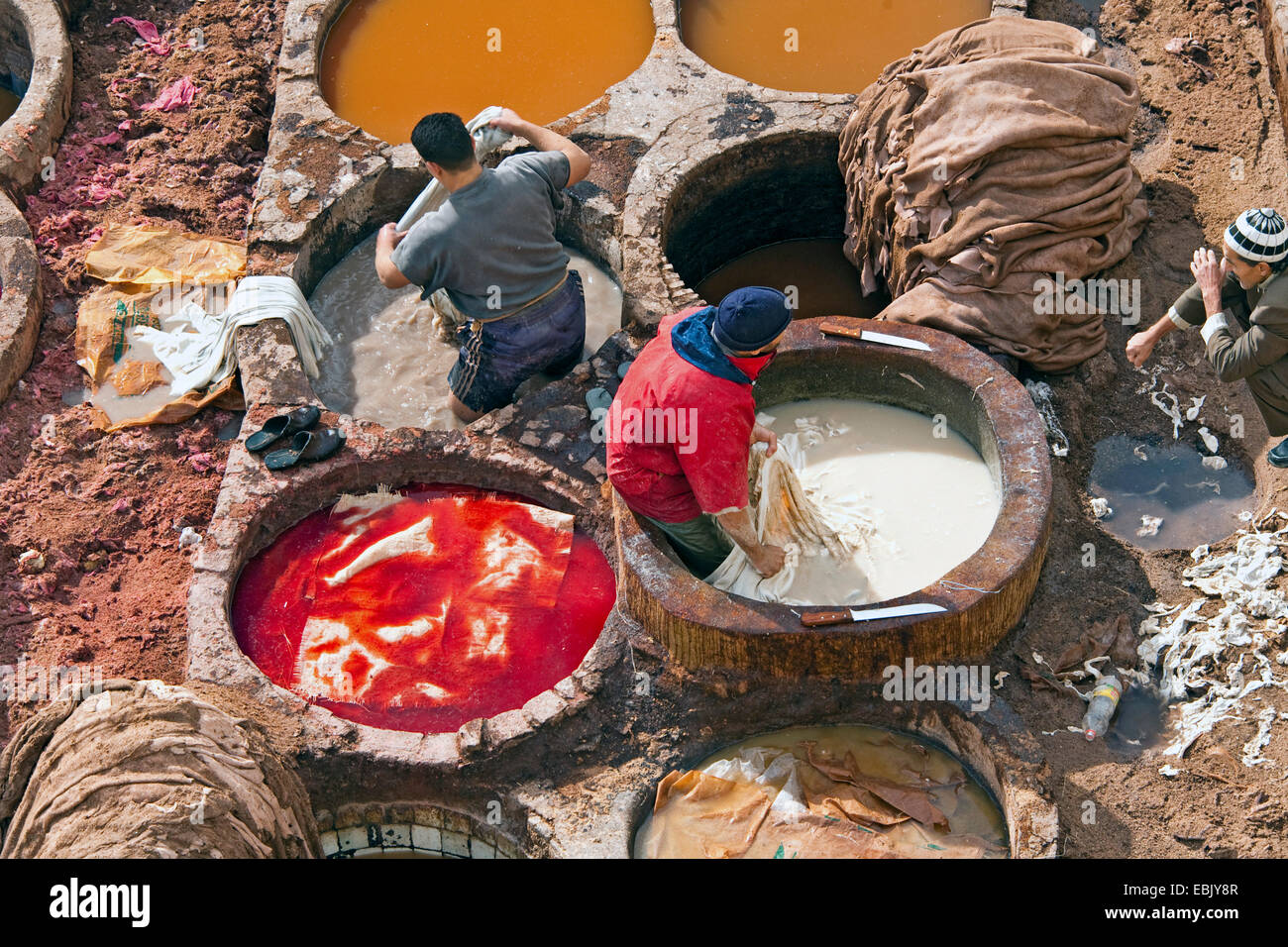 Dye factory hi-res stock photography and images - Alamy