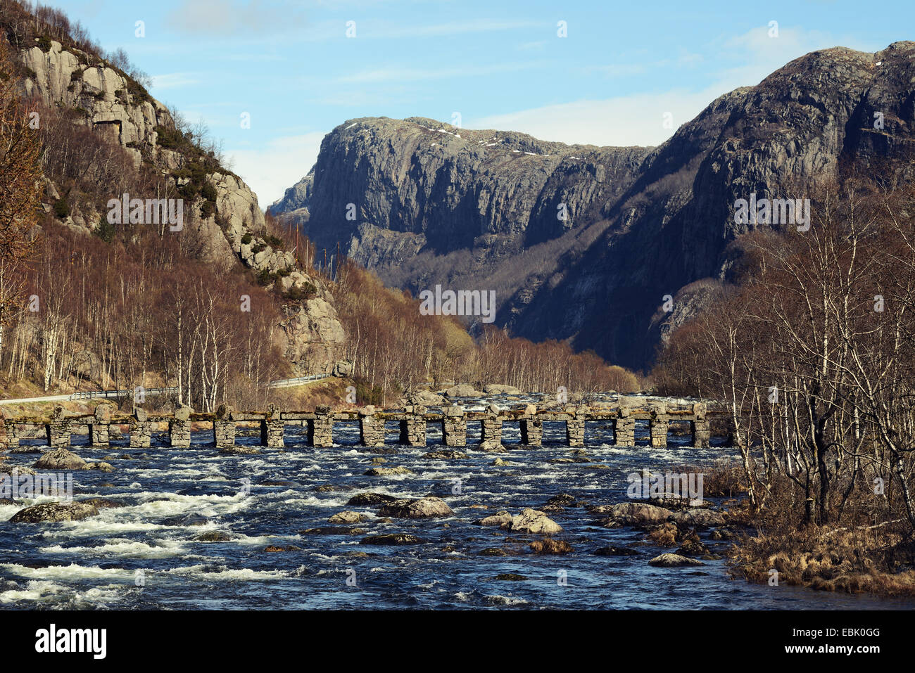 Old footbridge hi-res stock photography and images - Alamy