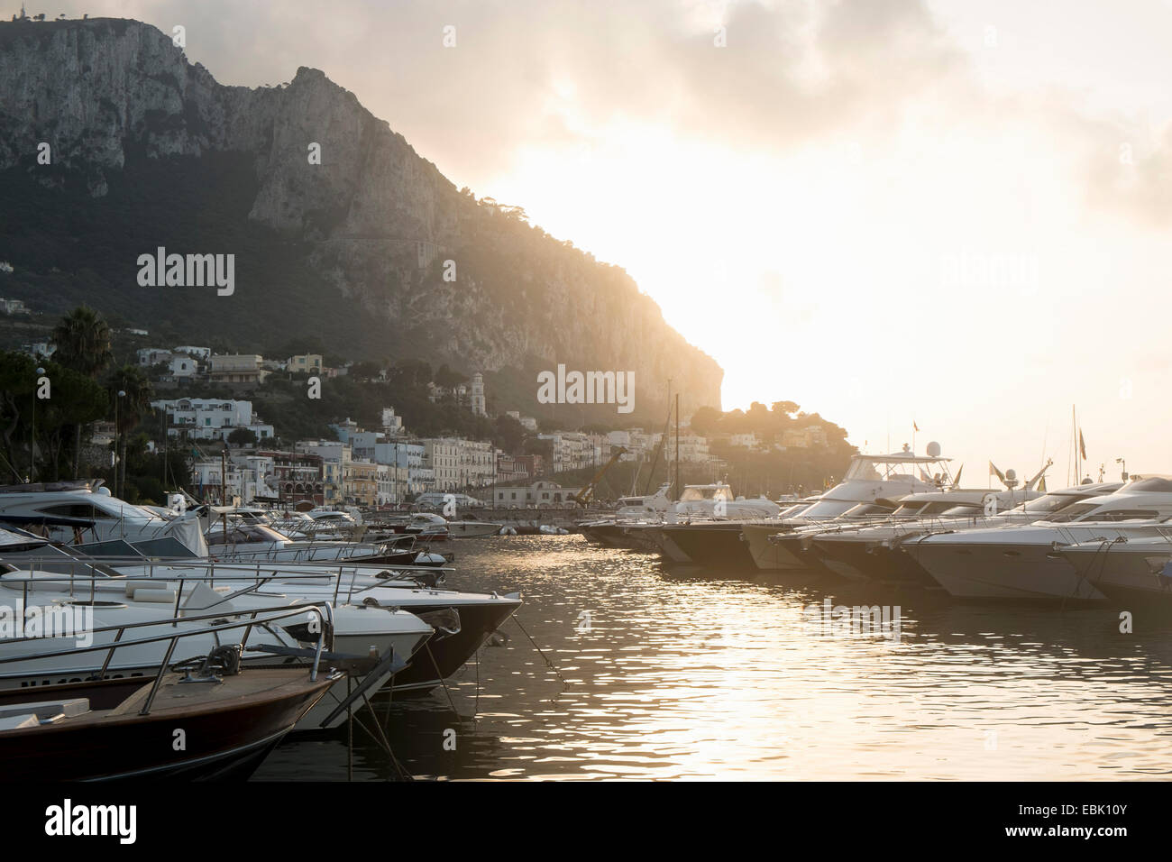 Port of napoli hi-res stock photography and images - Alamy