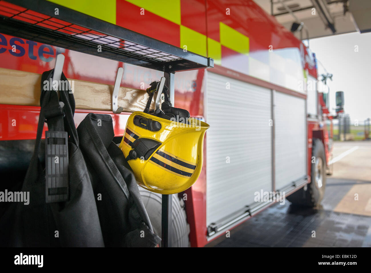 The greater manchester firefighters hi-res stock photography and images ...