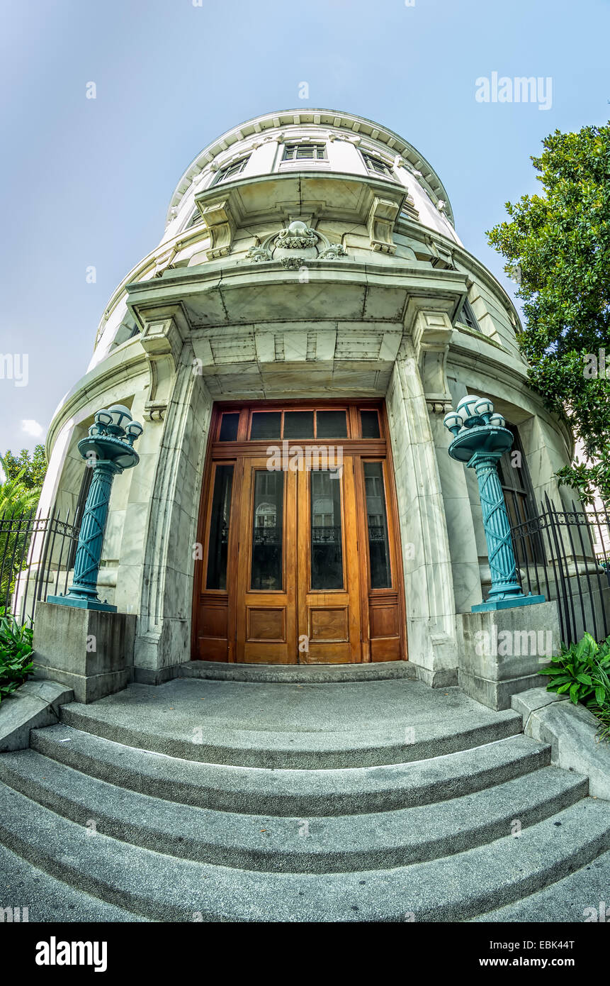 Supreme court doors hi-res stock photography and images - Alamy