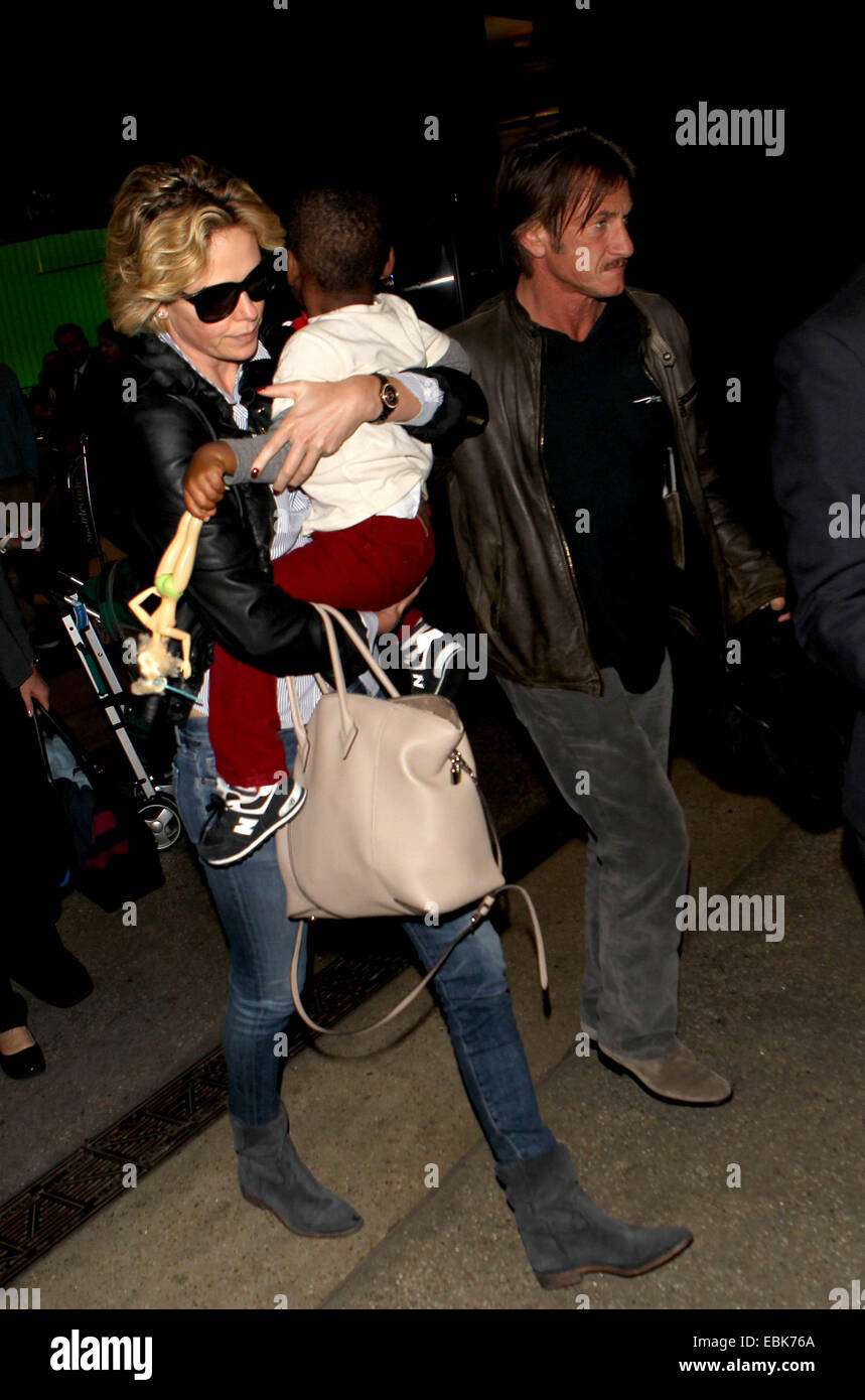 Charlize theron and her son jackson hi-res stock photography and images ...