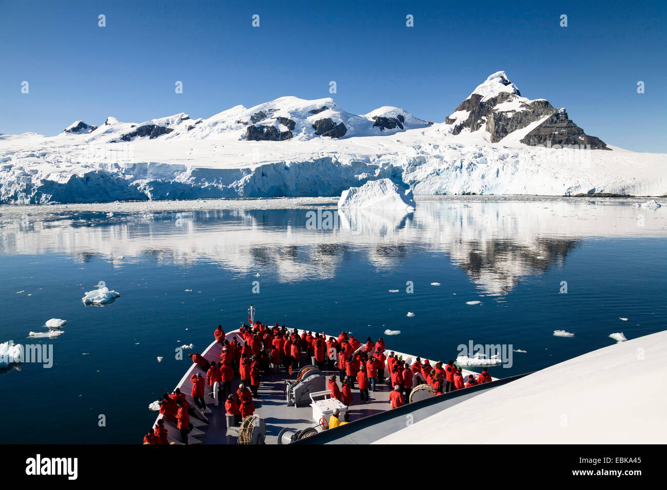 view from cruise ship to Paradise Bay, Antarctica, Paradise b Stock ... view from cruise ship to Paradise Bay, Antarctica, Paradise b Stock ...