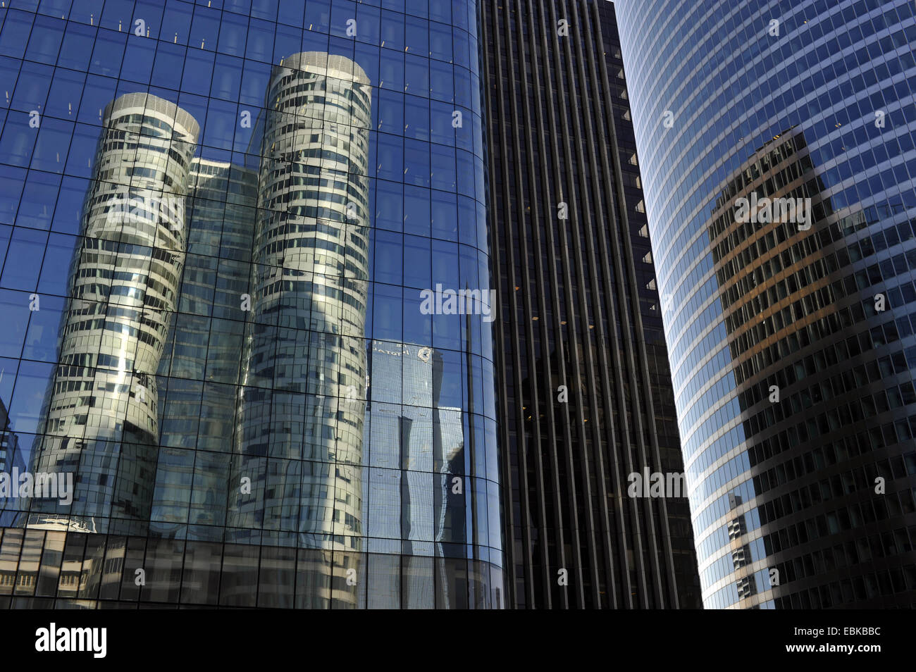 Glass Cladding Of High Rise Building Stock Photos & Glass Cladding Of ...