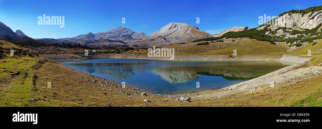 Lago di limo hi-res stock photography and images - Alamy