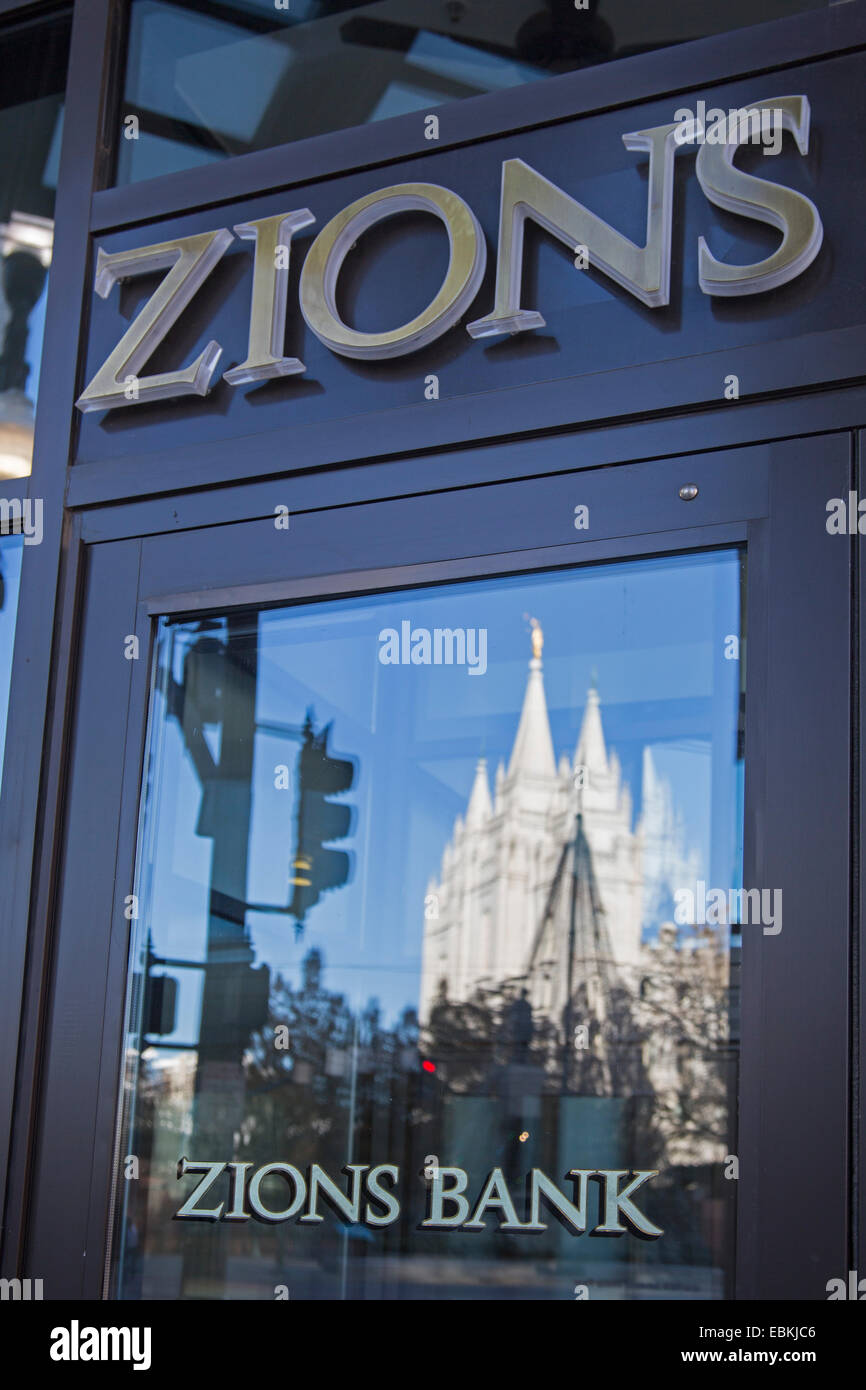 Salt Lake City, Utah - Zions Bank with the Salt Lake Mormon Temple ...