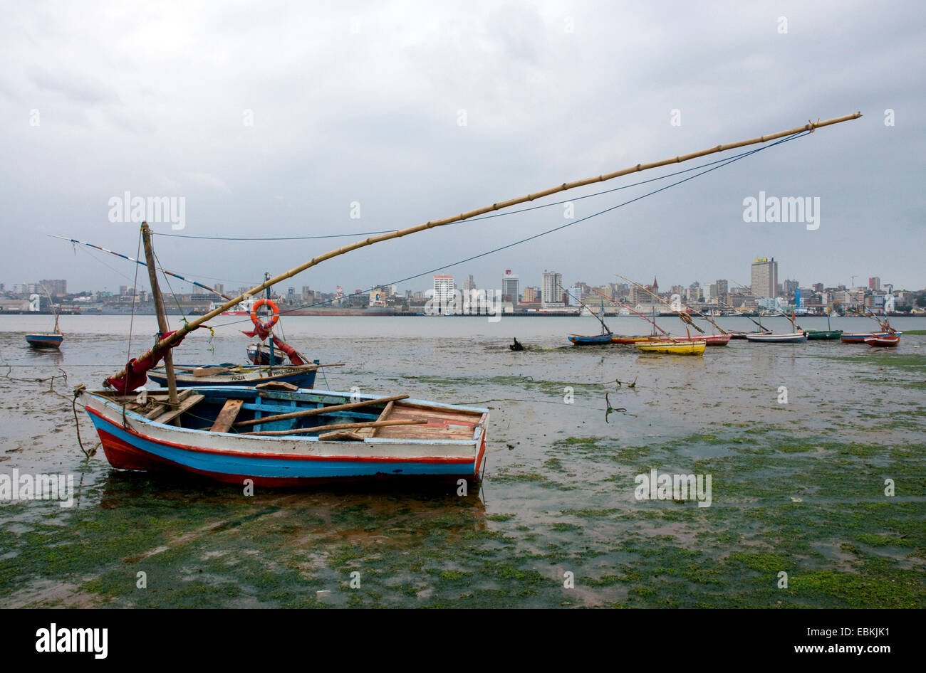 Africa mozambique maputo maputo port hi-res stock photography and ...