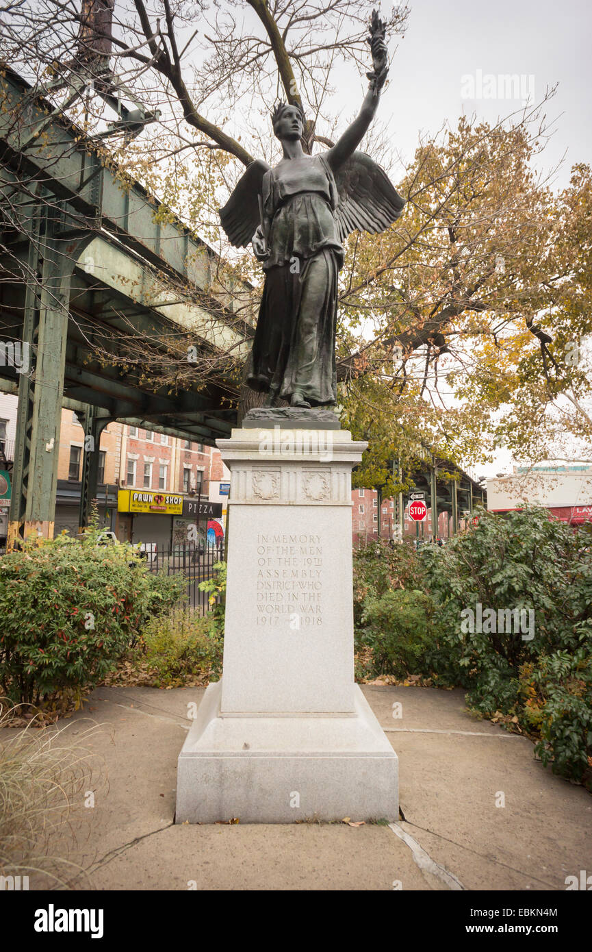 "Victory with Peace", 1921, by the sculptor Pietro Montana in Freedom ...
