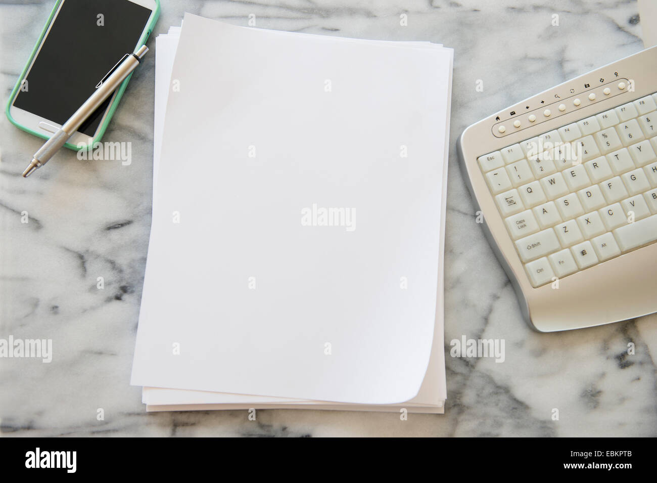 Smart sheets hi-res stock photography and images - Alamy