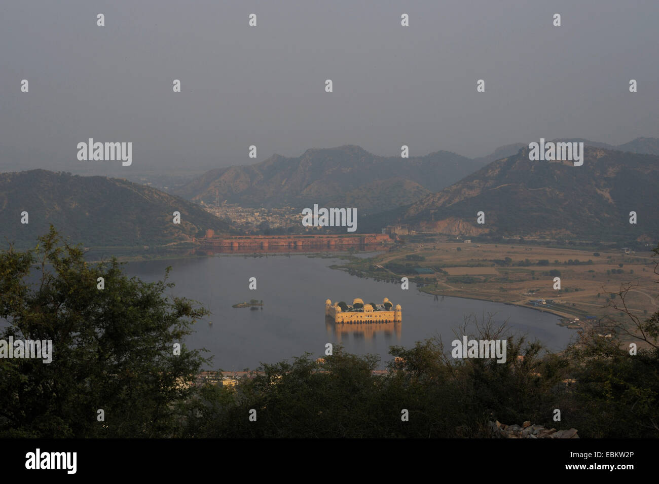 Jal Mahal on Man Sagar Lake in Jaipur, Rajasthan India Stock Photo - Alamy
