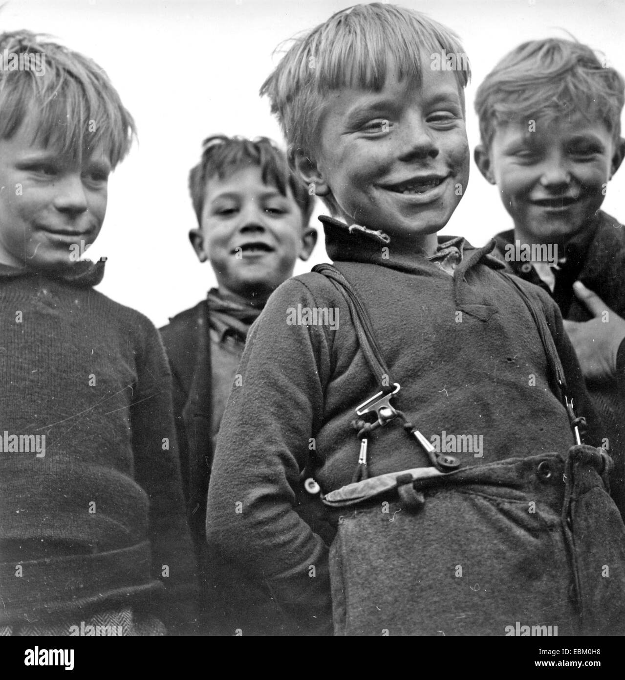 Poverty children happy Black and White Stock Photos & Images - Alamy