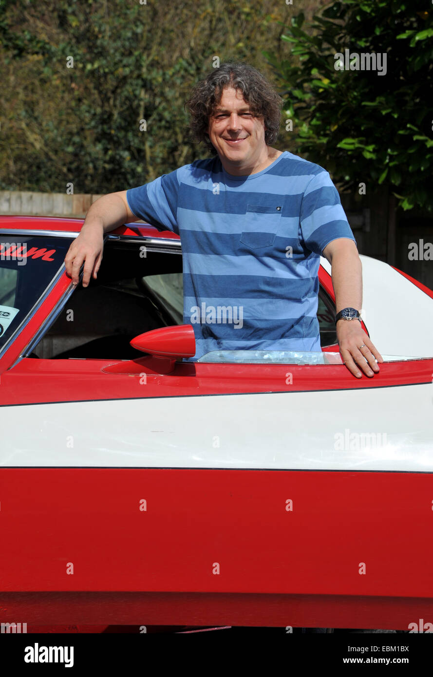 Comedian Alan Davies with a replica Starsky and Hutch Ford Gran Torino ...