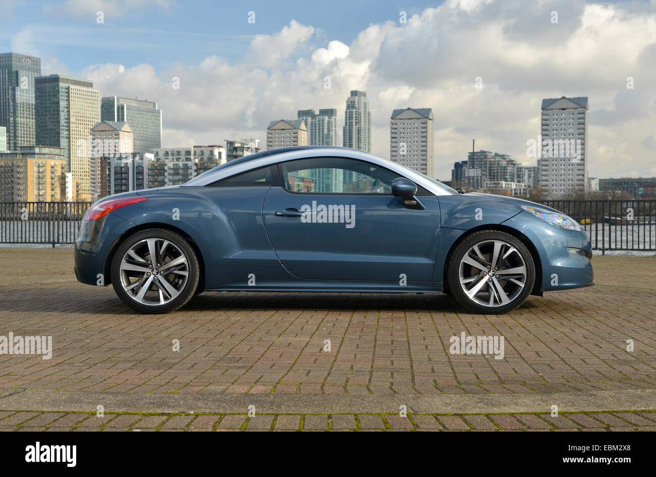 2013 Peugeot RCZ coupe sports car Stock Photo - Alamy