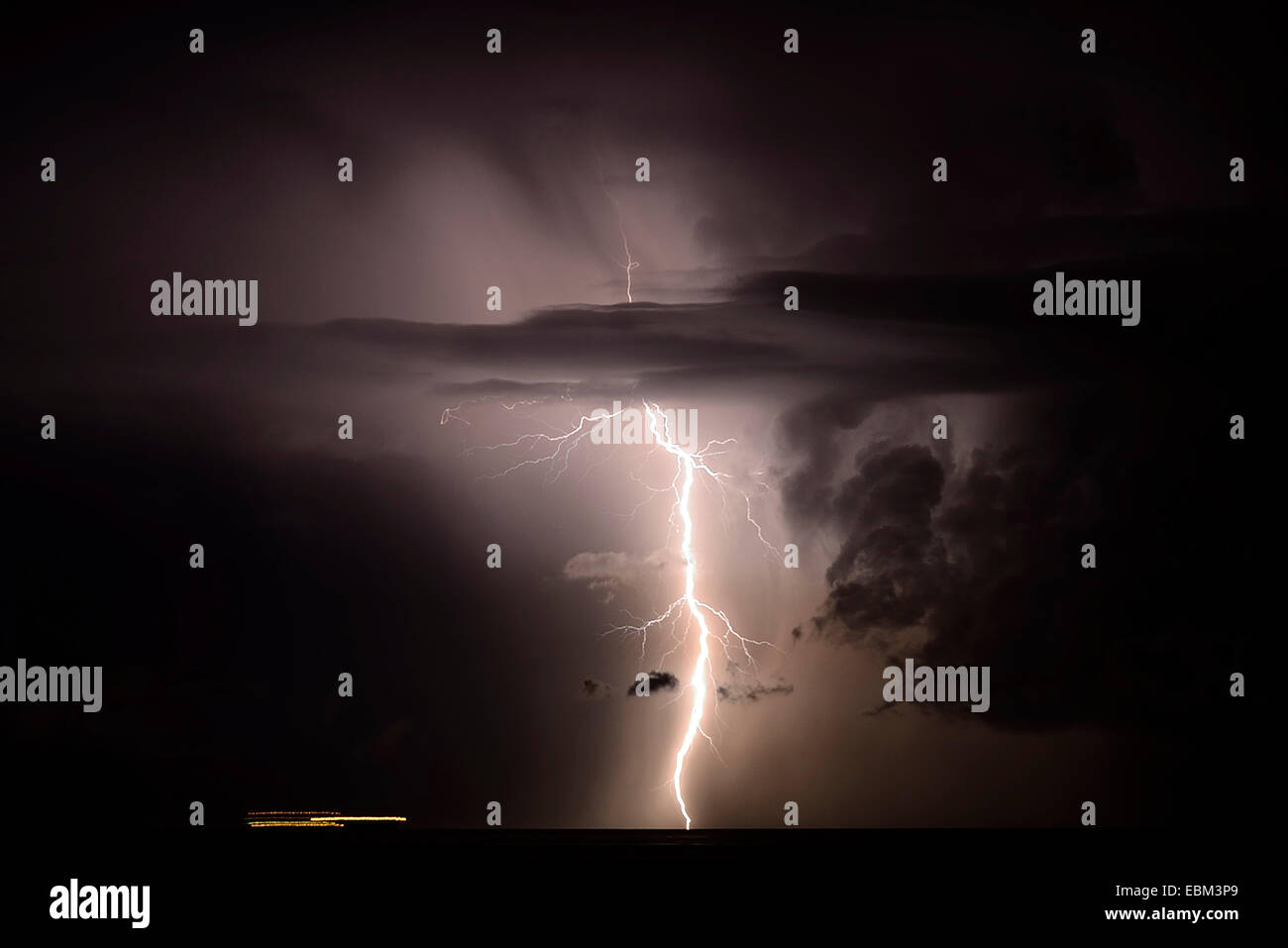 Electric nature hi-res stock photography and images - Alamy