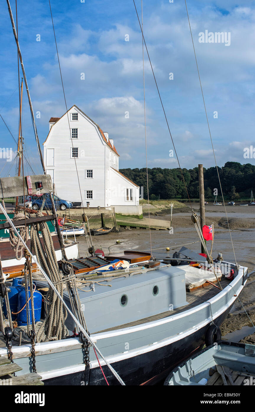 Tide Mill at Woodbridge on the Banks of River Deben Estuary with ...