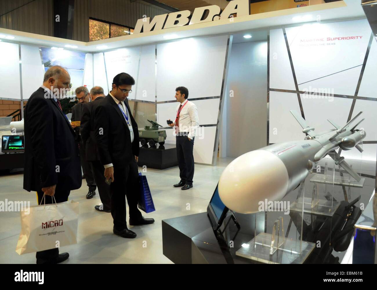 International defence exhibition hi-res stock photography and images ...