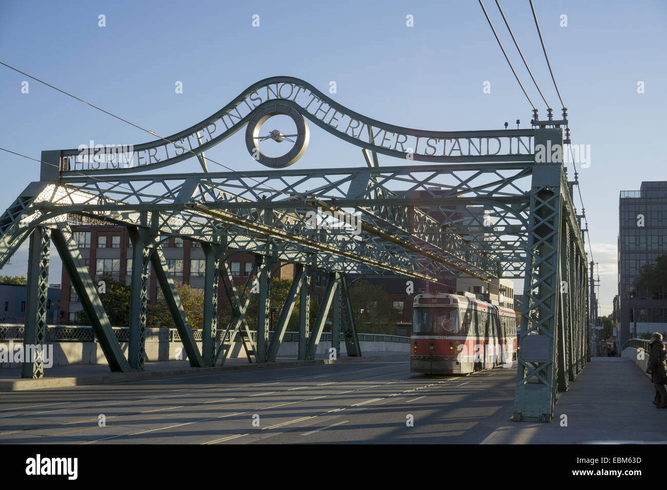 Queen street bridge hi-res stock photography and images - Alamy