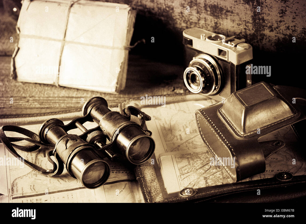 Leather map holder hi-res stock photography and images - Alamy