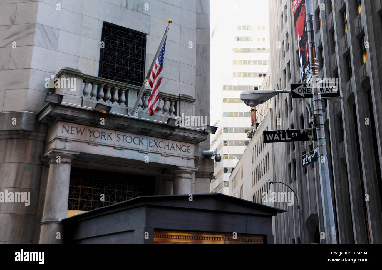 Usa wall street hi-res stock photography and images - Alamy