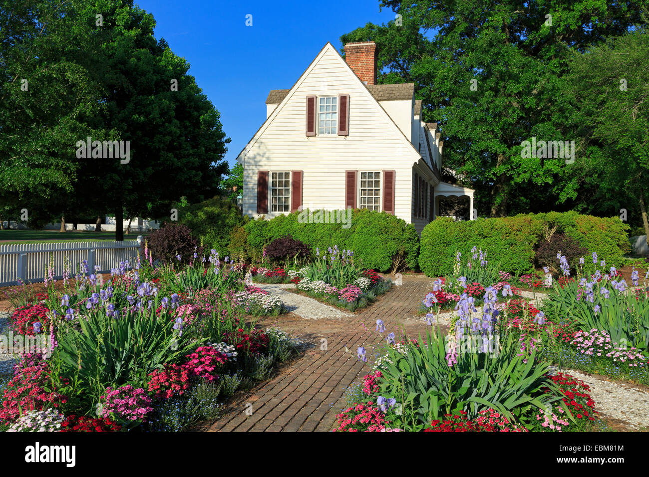 House in Colonial Williamsburg, Virginia, USA Stock Photo - Alamy