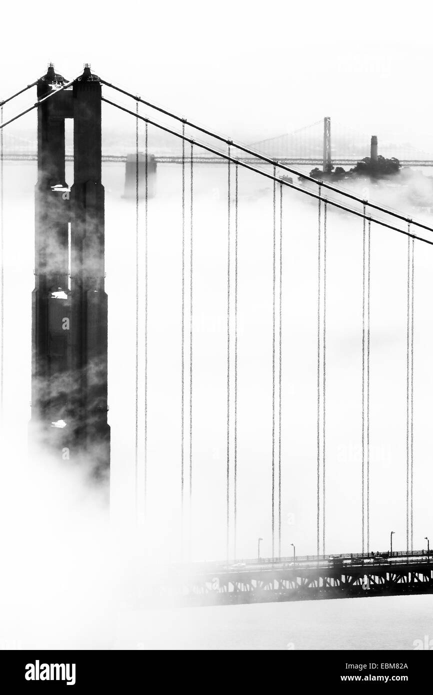 Bridge over the Pacific ocean, Golden Gate Bridge, San Francisco Bay ...