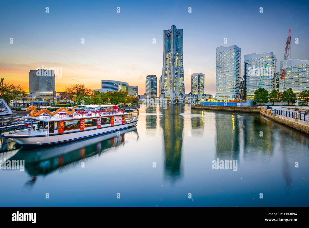 Yokohama, Japan cityscape at Minato-Mirai waterfront Stock Photo - Alamy
