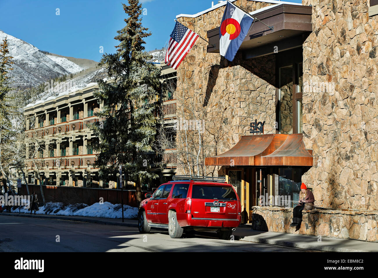 Female aspen hi-res stock photography and images - Alamy