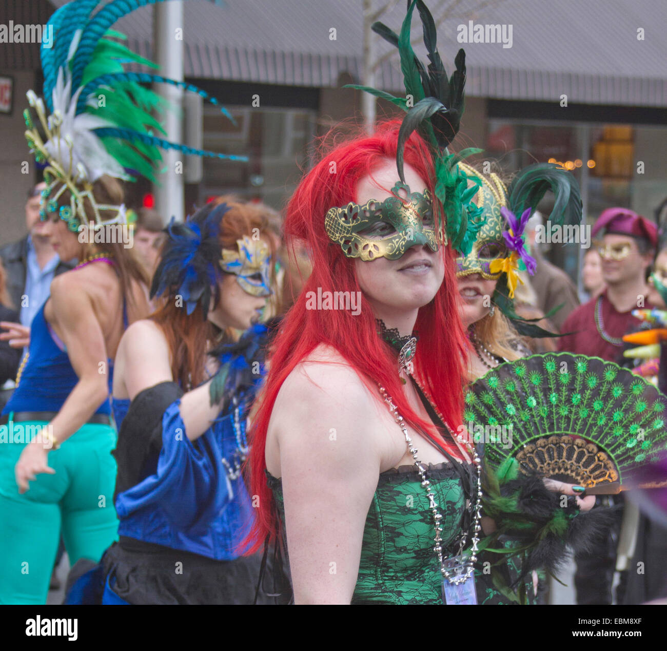 Masked women hi-res stock photography and images - Alamy
