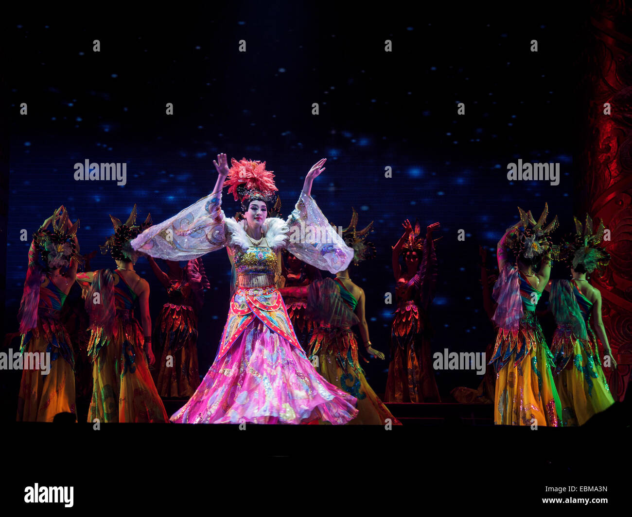 Tang dynasty dance hi-res stock photography and images - Alamy