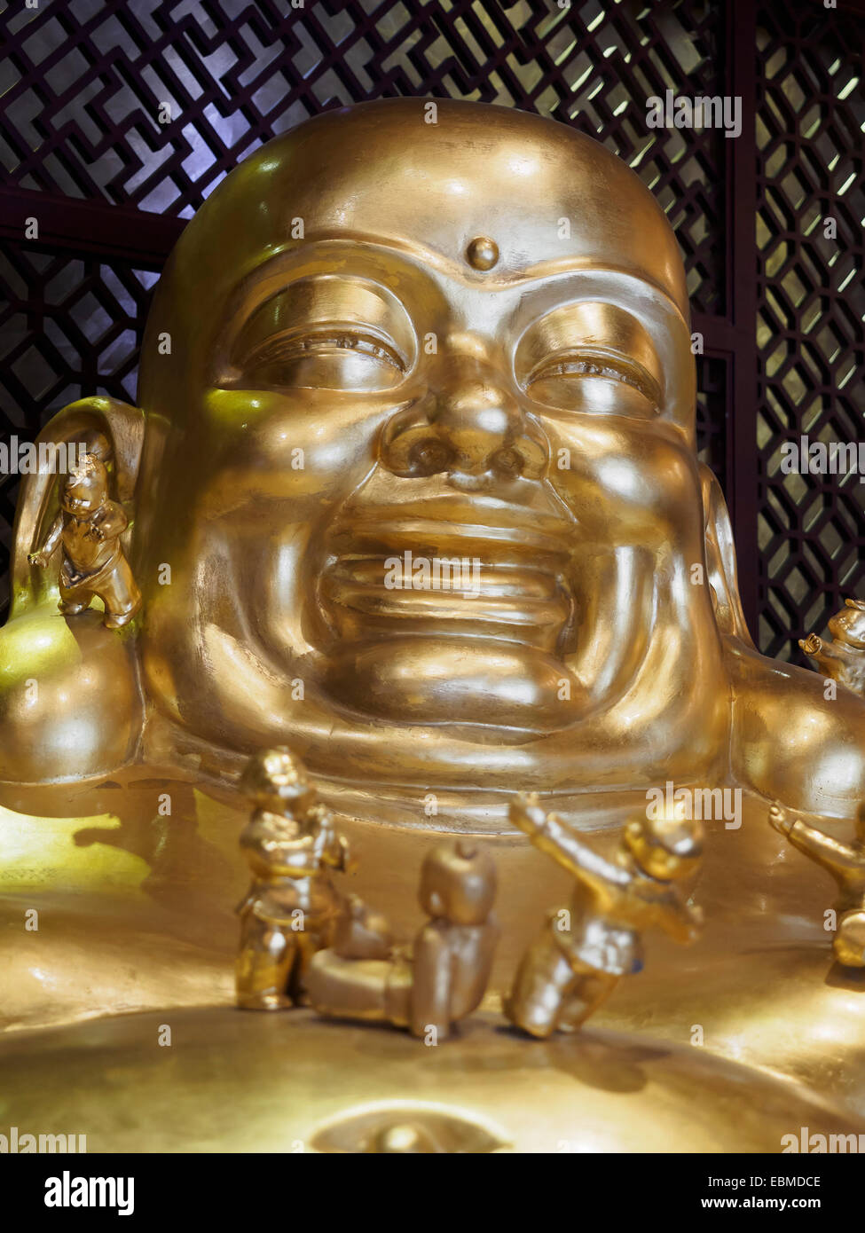 Golden laughing buddha hi-res stock photography and images - Alamy