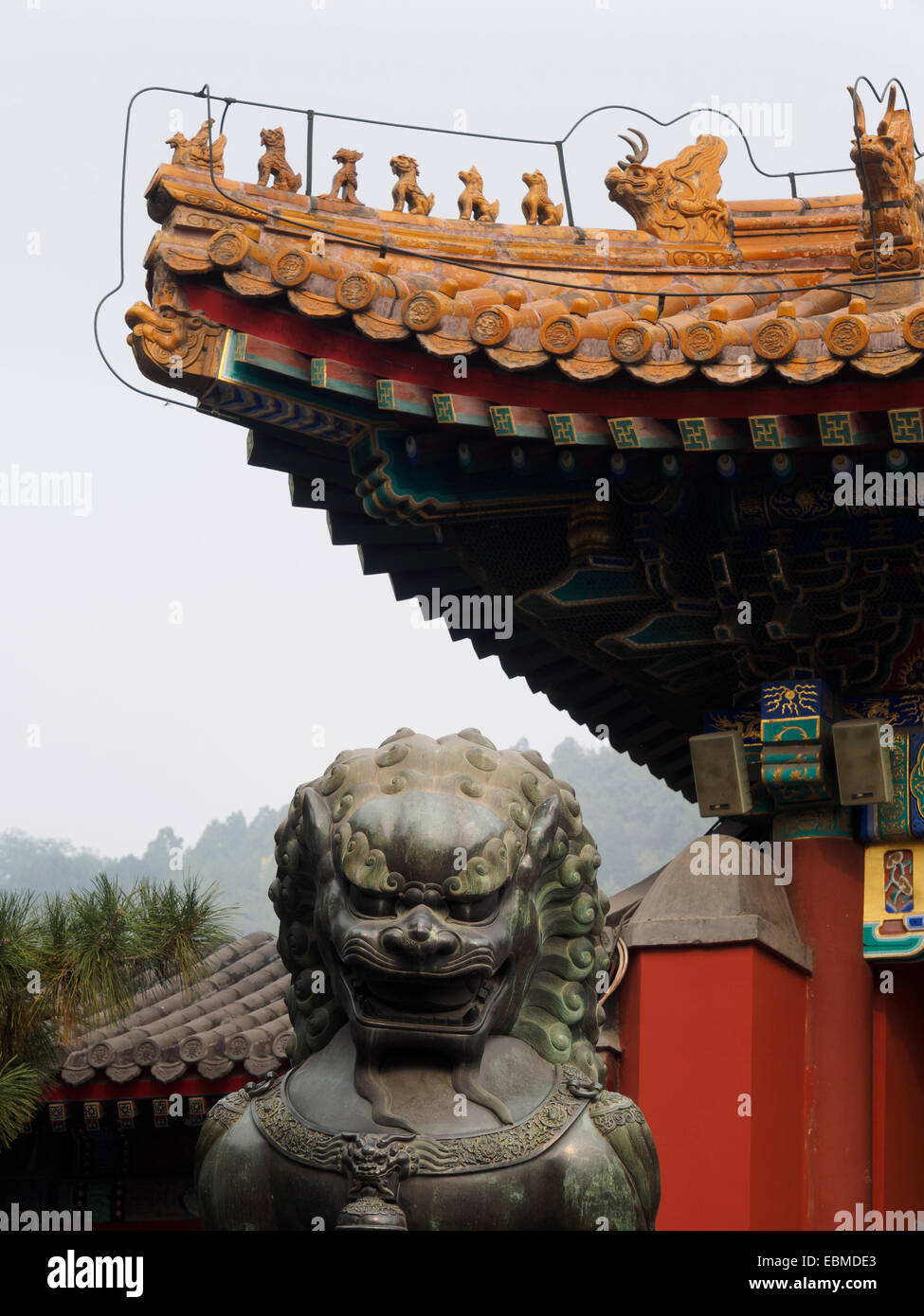 Chinese roof charms hi-res stock photography and images - Alamy